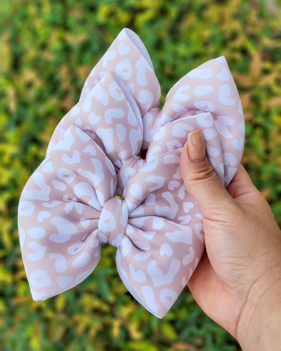 Puffy Savannah Bow-Nude Cheetah Wholesale – Dainty Delights Creations